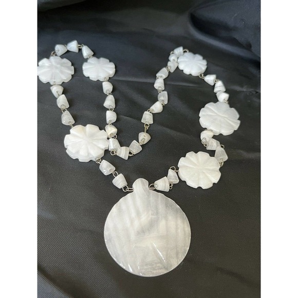 Unbranded | Jewelry | Vintage Carved Alabaster Pendant Necklace Aztec ...